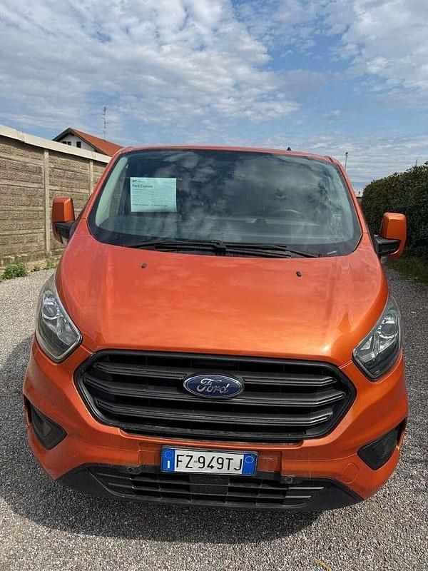 Usata 2020 Ford Transit Custom 131 CV Furgone – 21047 Saronno - Va ...