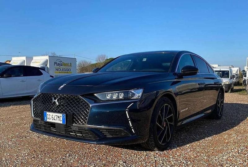 Usata 2022 DS Automobiles DS9 Performance Line Plus 181 CV Tre volumi ...