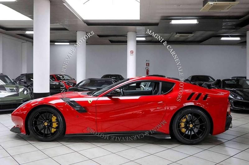 Usata 2015 Ferrari F12 775 CV Coupé – 20099 Sesto San Giovanni - Milano ...