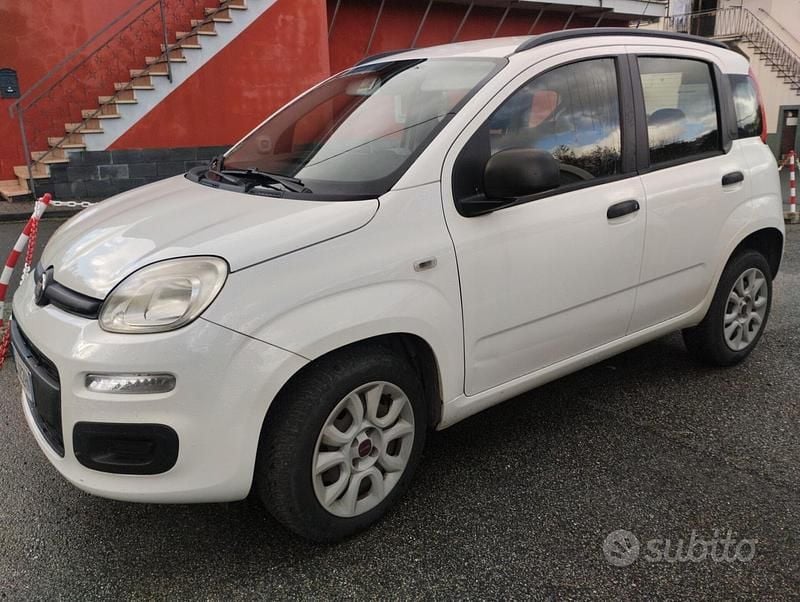 Usata 2013 Fiat Panda Lounge 80 CV Tre volumi – Toscana (Rivenditore ...