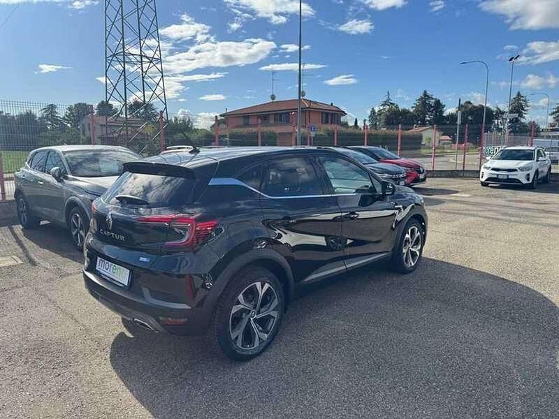 Usata 2022 Renault Captur Rive Gauche 143 CV SUV – 48018 Faenza ...
