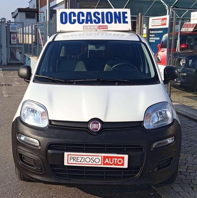 Usata 2022 Fiat Panda Pop 69 CV Furgone – 10046 Poirino (Rivenditore ...