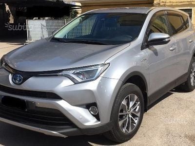 Toyota RAV4 Hybrid usata: 100+ ottime offerte - AutoUncle