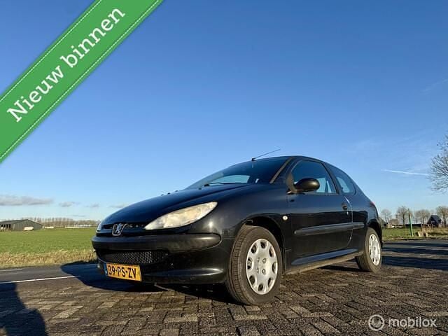 Occasion 2004 Peugeot 206 75 PK Hatchback – 5366 BX Megen (Dealer) – € ...