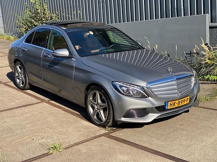 Gebruikt 2015 Mercedes 350 211 PK – Noord-Holland (Dealer) – € 14.999 ...