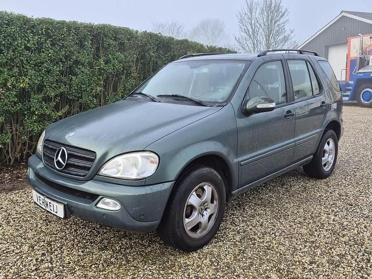 Gebruikt 2003 Mercedes ML350 235 PK SUV – 3411JH JH Lopik (Dealer) – € ...