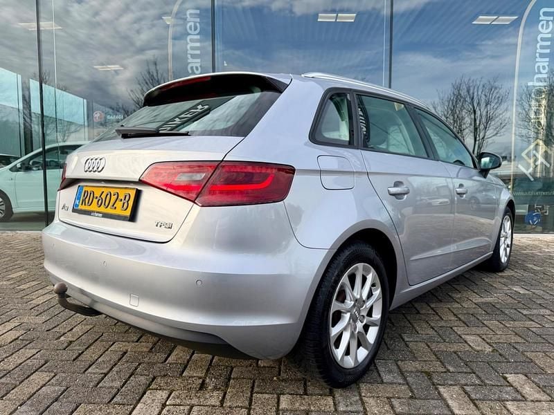 Gebruikt 2016 Audi A3 Ambition 125 PK Hatchback – Limburg (Dealer) – € ...