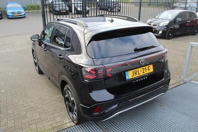 Gebruikt 2025 VW T-Cross R-line 150 PK SUV – 3225 LD Hellevoetsluis ...