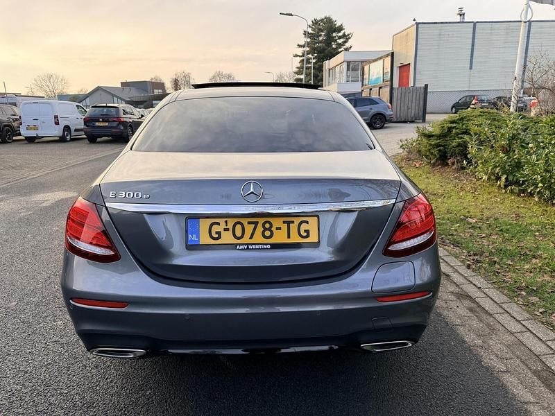 Occasion 2019 Mercedes E300 AMG 313 PK Sedan – Gelderland (Dealer) – € ...