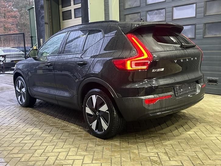 Gebruikt 2025 Volvo EX40 Plus 252 PK SUV – Gelderland (Dealer) – € 45. ...