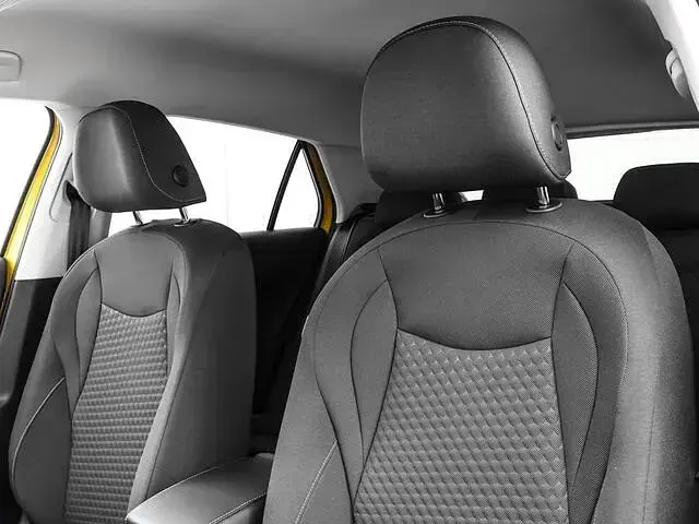 Nieuw VW T-Roc Comfortline 116 PK (2026) in Alphen aan den rijn - € 34. ...