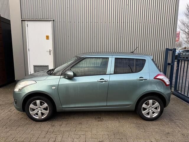 Gebruikt 2013 Suzuki Swift 94 PK Hatchback – 3364 AP Sliedrecht (Dealer ...