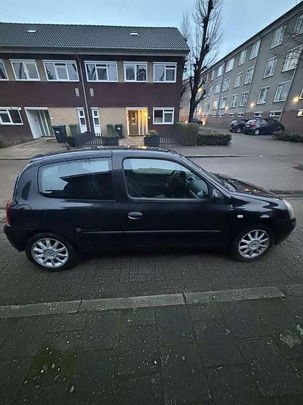 Occasion 2006 Renault Clio II 75 PK Hatchback – Noord-Brabant (Dealer ...