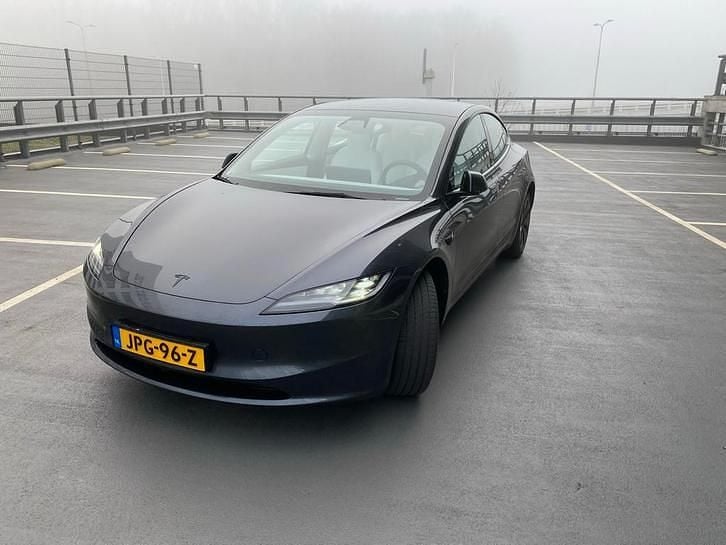 Occasion 2025 Tesla Model 3 Long Range RWD 320 PK Sedan – Noord-Brabant ...
