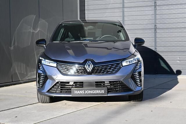 Gebruikt 2024 Renault Clio V Techno 143 PK Hatchback – 3449 HX Woerden ...
