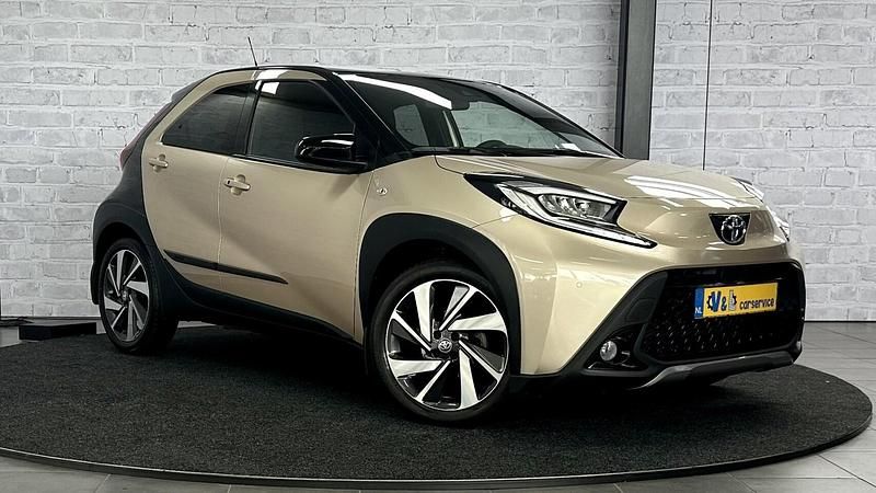 Occasion 2023 Toyota Aygo X Envy 74 PK SUV – 5348PV PV Oss (Dealer) – € ...