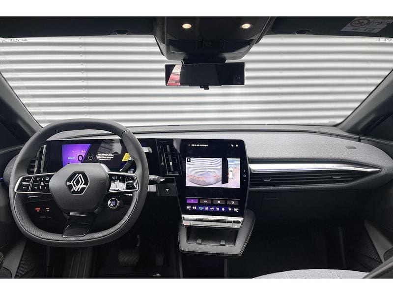 Nieuw 2025 Renault Megane E-Tech Iconic 217 PK Hatchback – 5466AX ...