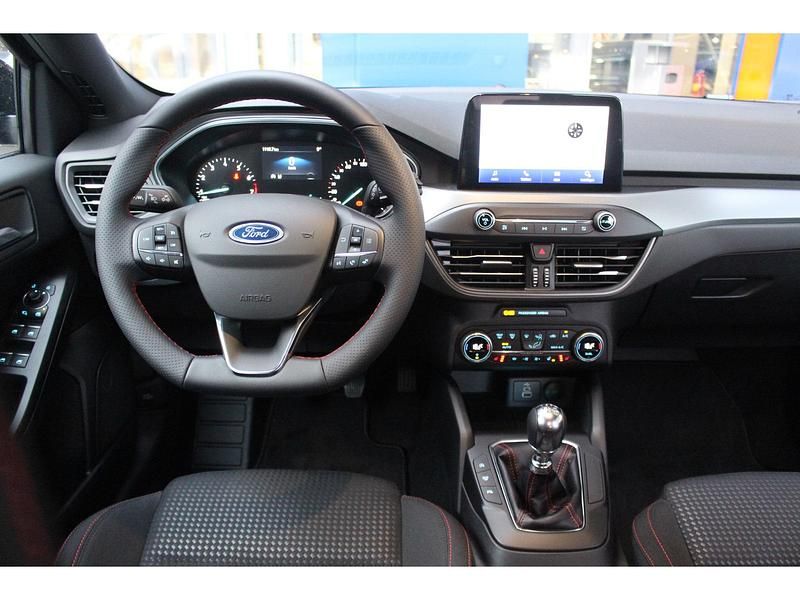 Gebruikt 2022 Ford Focus ST-Line 124 PK Hatchback – 7554TA TA Hengelo ...