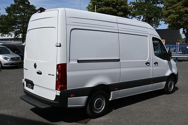 Nieuw 2025 Mercedes Sprinter 150 PK Van – 5555 XP Valkenswaard ...