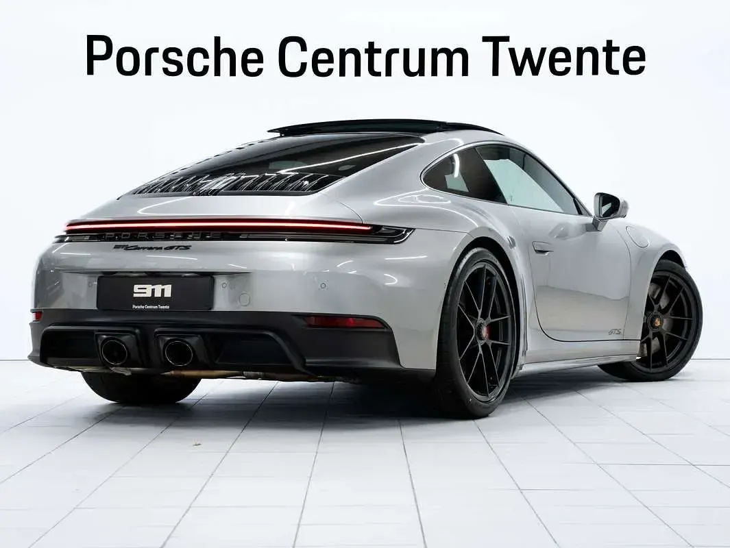 Nieuw Porsche 992 541 PK (2025) in DEVENTER - € 269.900 | AutoUncle