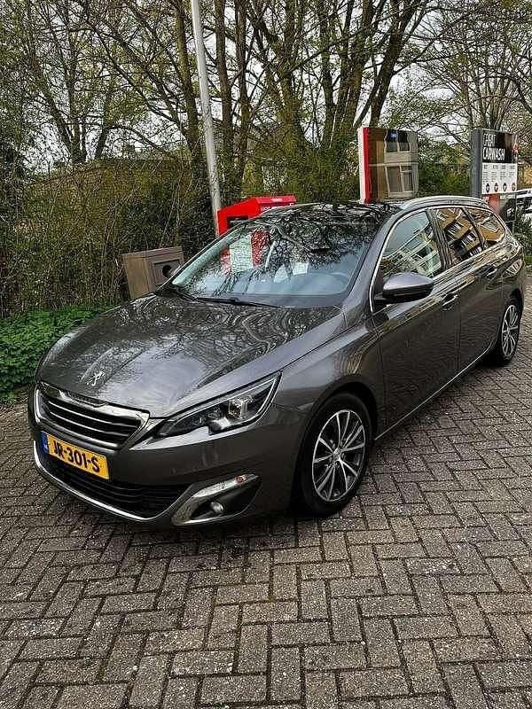 Gebruikt 2016 Peugeot 308 SW Allure 131 PK Stationwagen – Noord-Holland ...