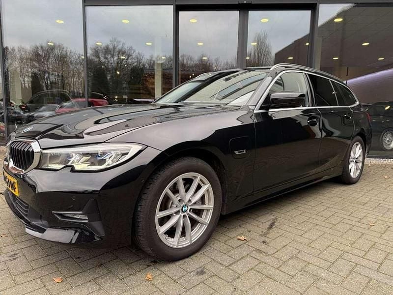 Gebruikt 2021 BMW 320e Comfort Edition 163 PK Stationwagen – 5405ND ND ...