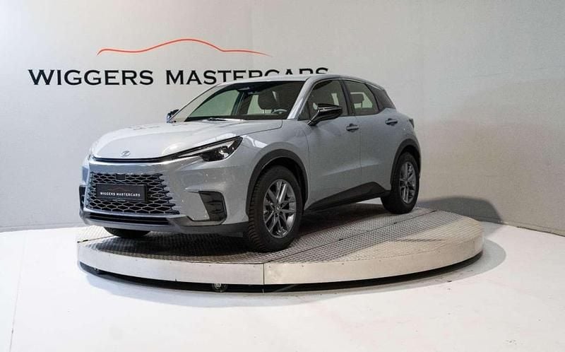 Nieuw 2025 Lexus LBX Business Edition 136 PK SUV – Overijssel (Dealer ...