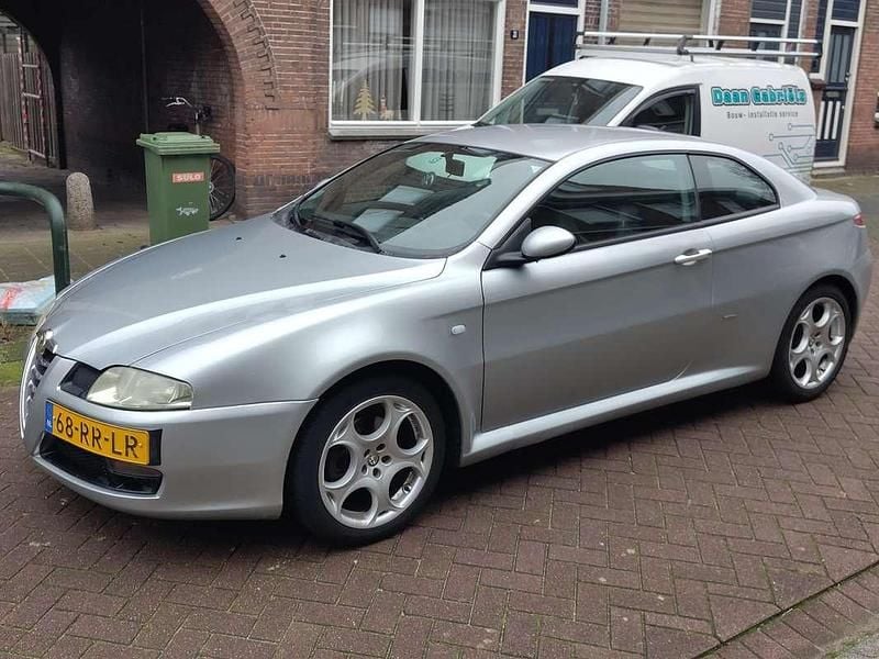 Gebruikt 2005 Alfa Romeo GT Distinctive 166 PK Coupé – Zuid-Holland ...