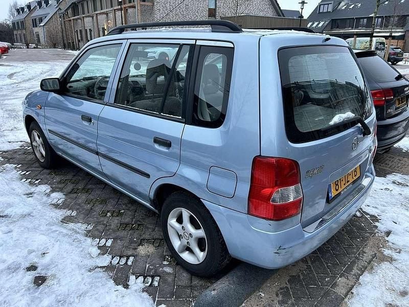 Gebruikt 2002 Mazda Demio Exclusive 75 PK Hatchback – Gelderland ...