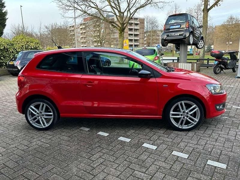 Gebruikt 2013 VW Polo R-line 90 PK Hatchback – Limburg (Dealer) – € 9. ...