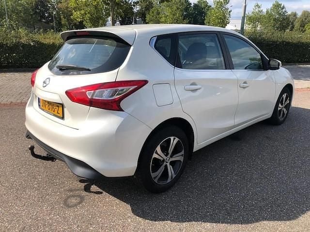 Gebruikt 2015 Nissan Pulsar Hatchback – 6102BM BM Echt (Dealer) – € 10. ...