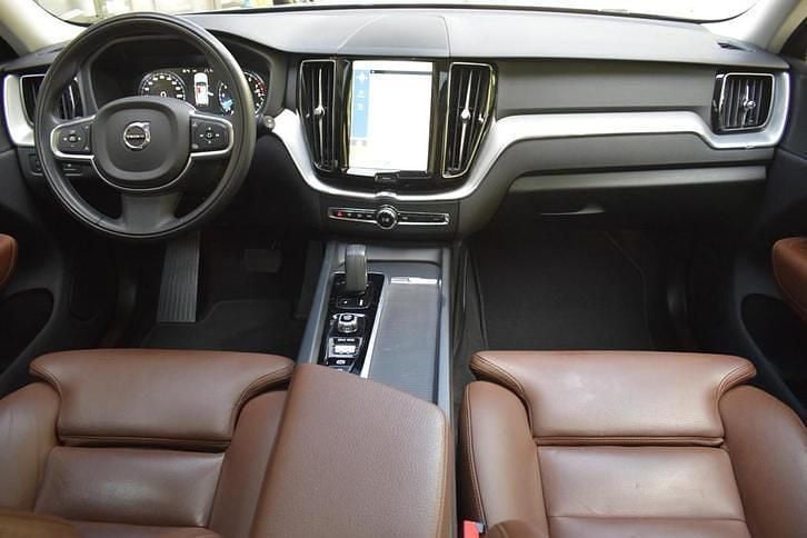 Occasion 2019 Volvo XC60 Pro 390 PK SUV – 5705BX BX Helmond (Dealer ...