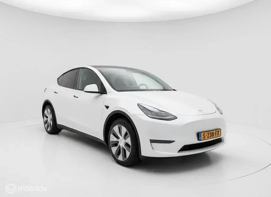 Occasion Tesla Model Y RWD 238 PK (2022) in SCHEEMDA - € 24.400 | AutoUncle