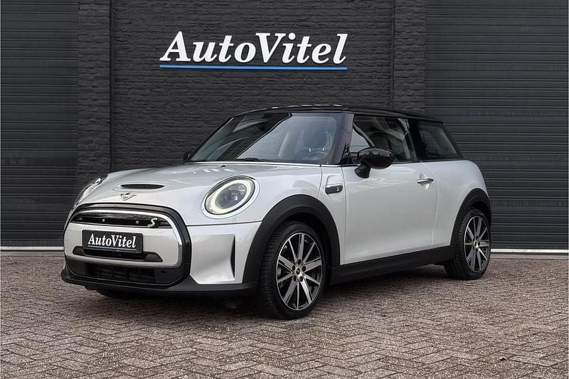 Gebruikt 2021 Mini Cooper SE Hatchback – Noord-Brabant (Dealer) – € 17. ...