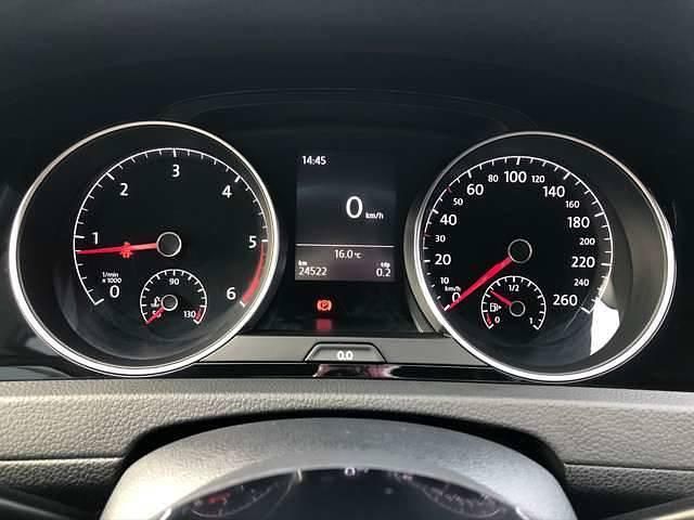 Gebruikt 2018 VW Golf R-line 114 PK Sedan – (Dealer) – € 20.990 (Duur ...