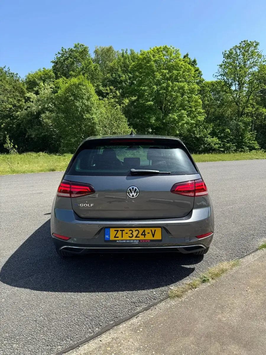 Occasion VW e-Golf 136 PK (2019) in ENSCHEDE - € 12.750 | AutoUncle
