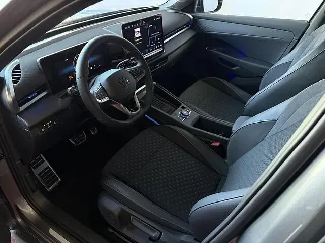 Nieuw VW T-Roc Cabriolet R-line Edition 150 PK (2026) in Wijchen - € 46 ...