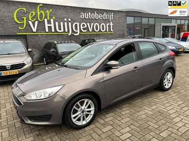 Gebruikt 2015 Ford Focus Trend 101 PK Hatchback – 5051 HT Goirle ...