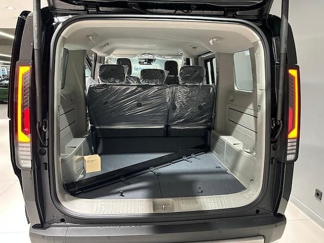 Nieuw Kia PV5 (2026) in BE Dordrecht - € 49.995 | AutoUncle