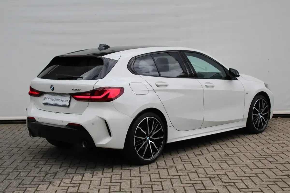 Occasion BMW 120 Executive 179 PK (2022) in CD Doetinchem - € 29.950 ...