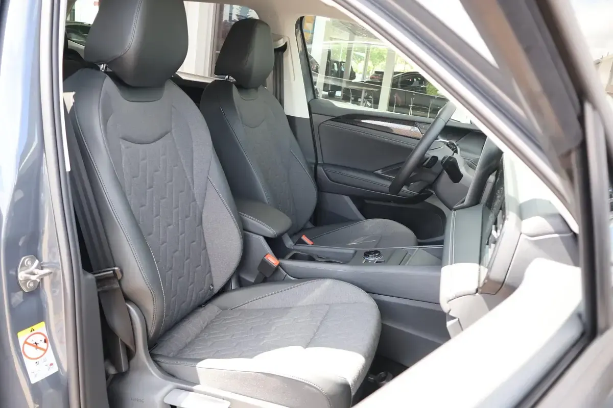 Nieuw VW Tiguan Edition 204 PK (2026) in Kampen - € 47.900 | AutoUncle