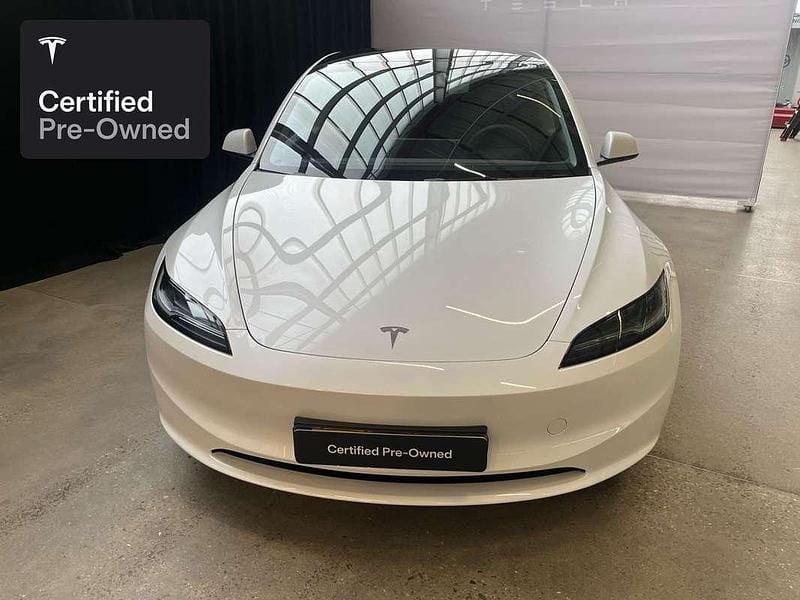 Gebruikt 2025 Tesla Model 3 RWD 385 PK Sedan – Noord-Brabant (Dealer ...
