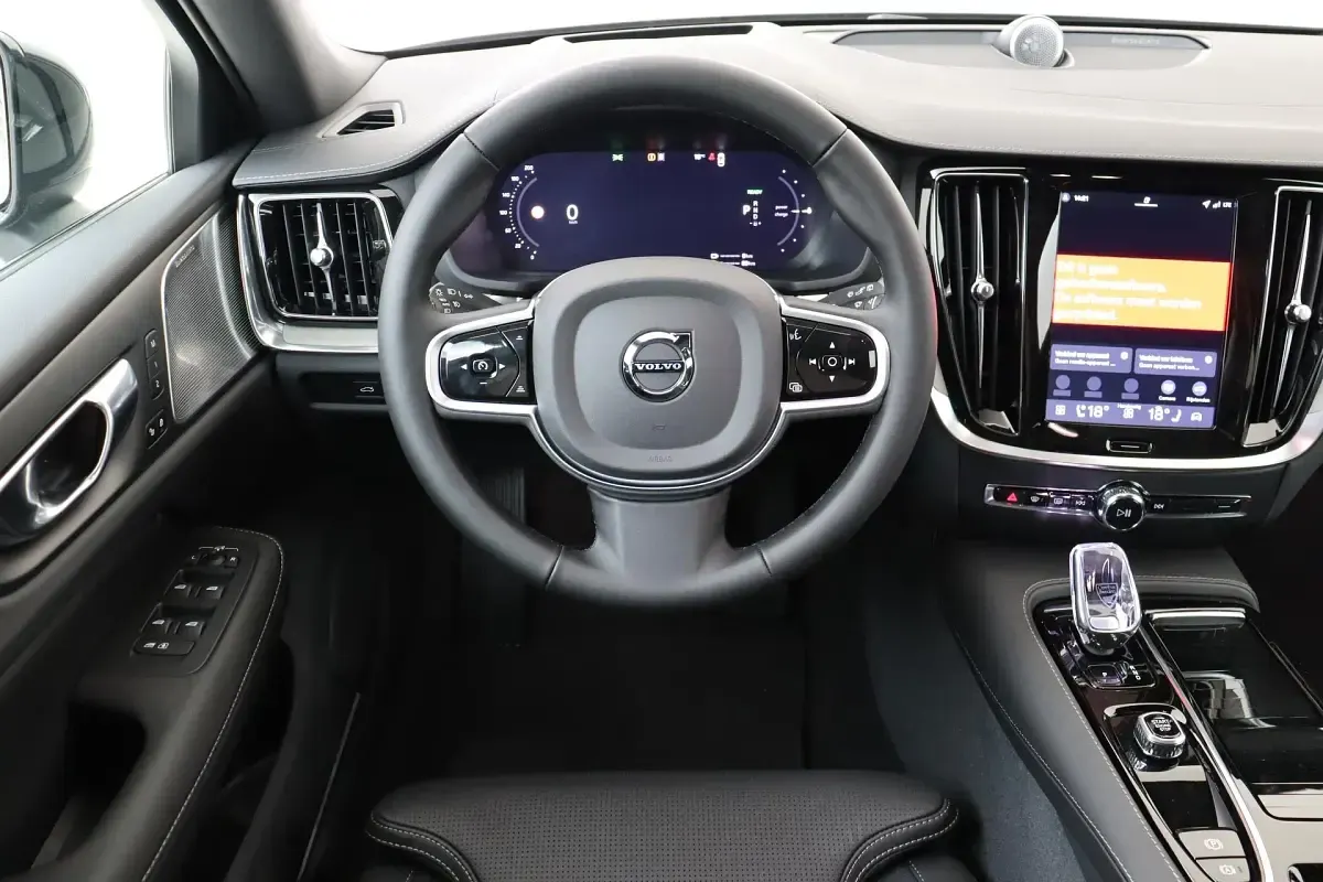 Occasion Volvo V60 Performance 455 PK (2026) in Wassenaar - € 89.890 ...