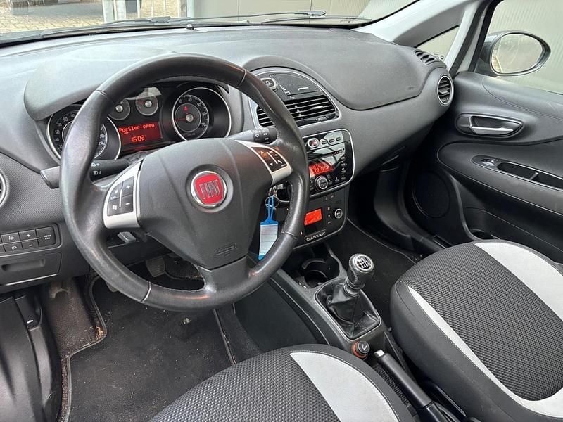 Occasion 2012 Fiat Punto Easy 86 PK Hatchback – Zuid-Holland (Dealer ...