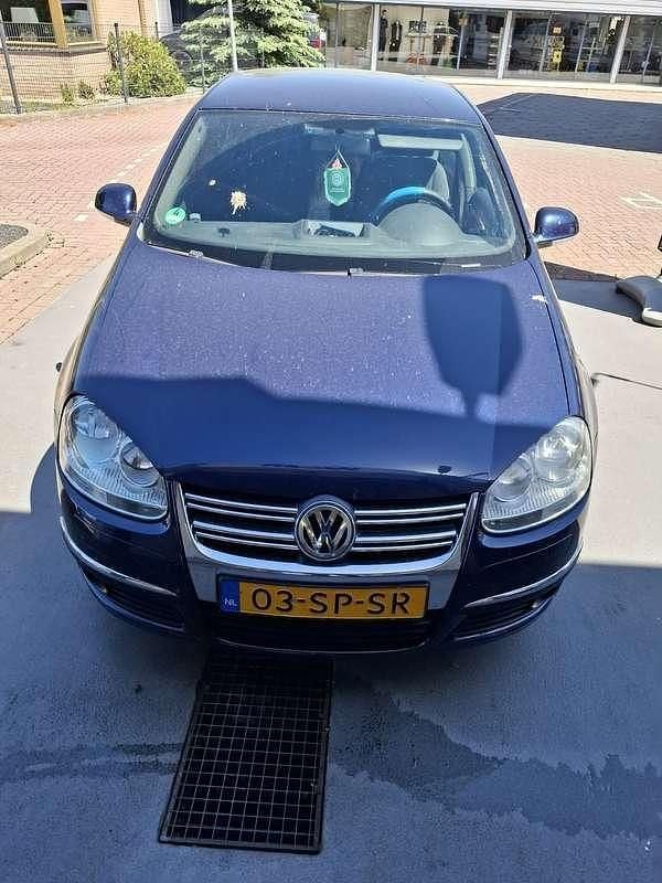 Gebruikt 2006 VW Jetta Trendline 116 PK Sedan – Groningen (Dealer) – € ...