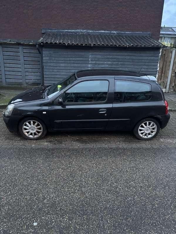 Occasion 2006 Renault Clio II 75 PK Hatchback – Noord-Brabant (Dealer ...