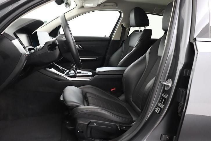 Gebruikt 2021 BMW 318 Executive 156 PK Stationwagen – Noord-Holland ...