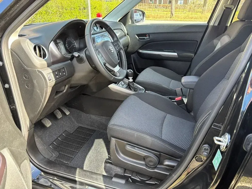 Occasion Suzuki e-Vitara 129 PK (2025) in DONGEN - € 25.450 | AutoUncle