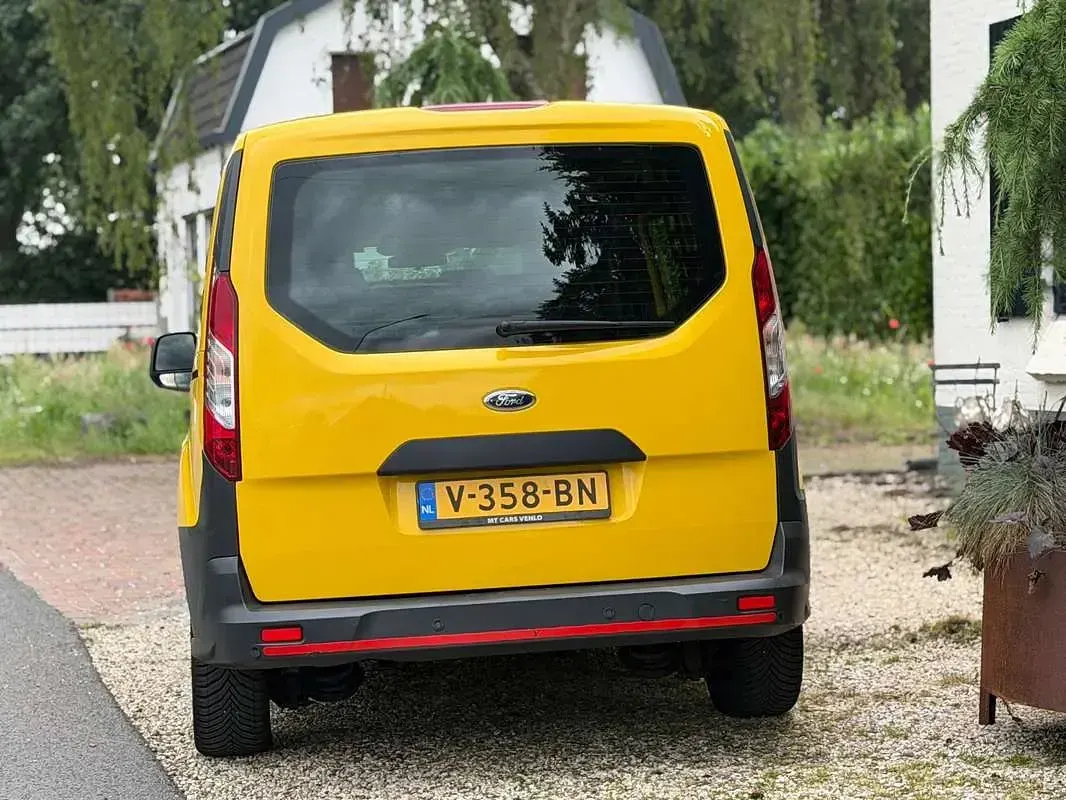 Occasion Ford Transit Trend 120 PK (2016) in VENLO - € 6.650 | AutoUncle