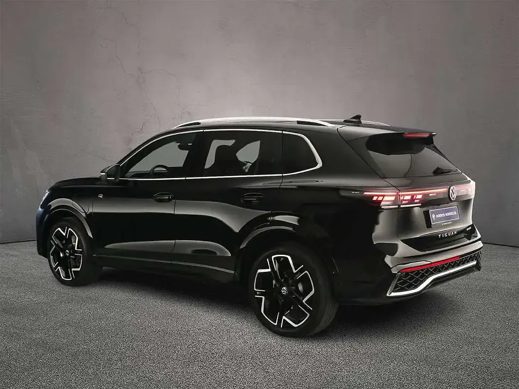 Nieuw VW Tiguan R-line Edition 204 PK (2026) in HENGELO OV - € 56.748 ...